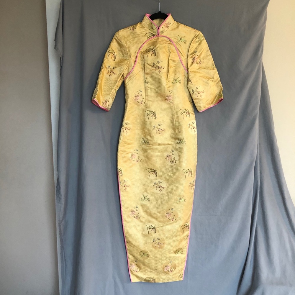 Chinese Cheung Sam Traditional Dress - Gem